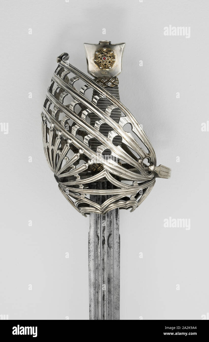 Italian broadsword hi-res stock photography and images - Alamy