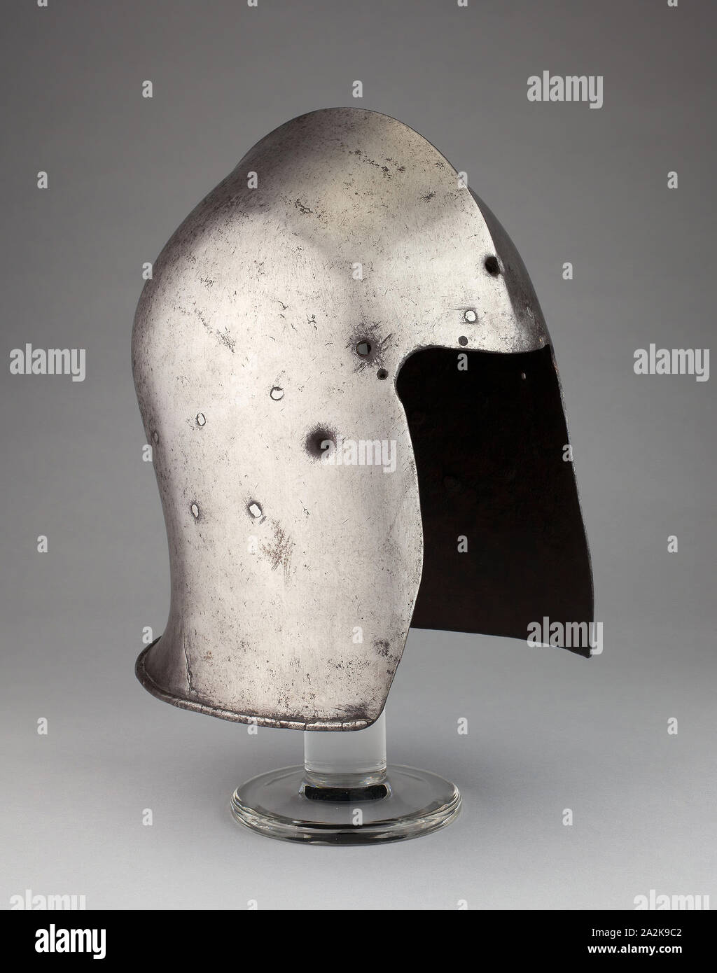 Barbute hi-res stock photography and images - Alamy