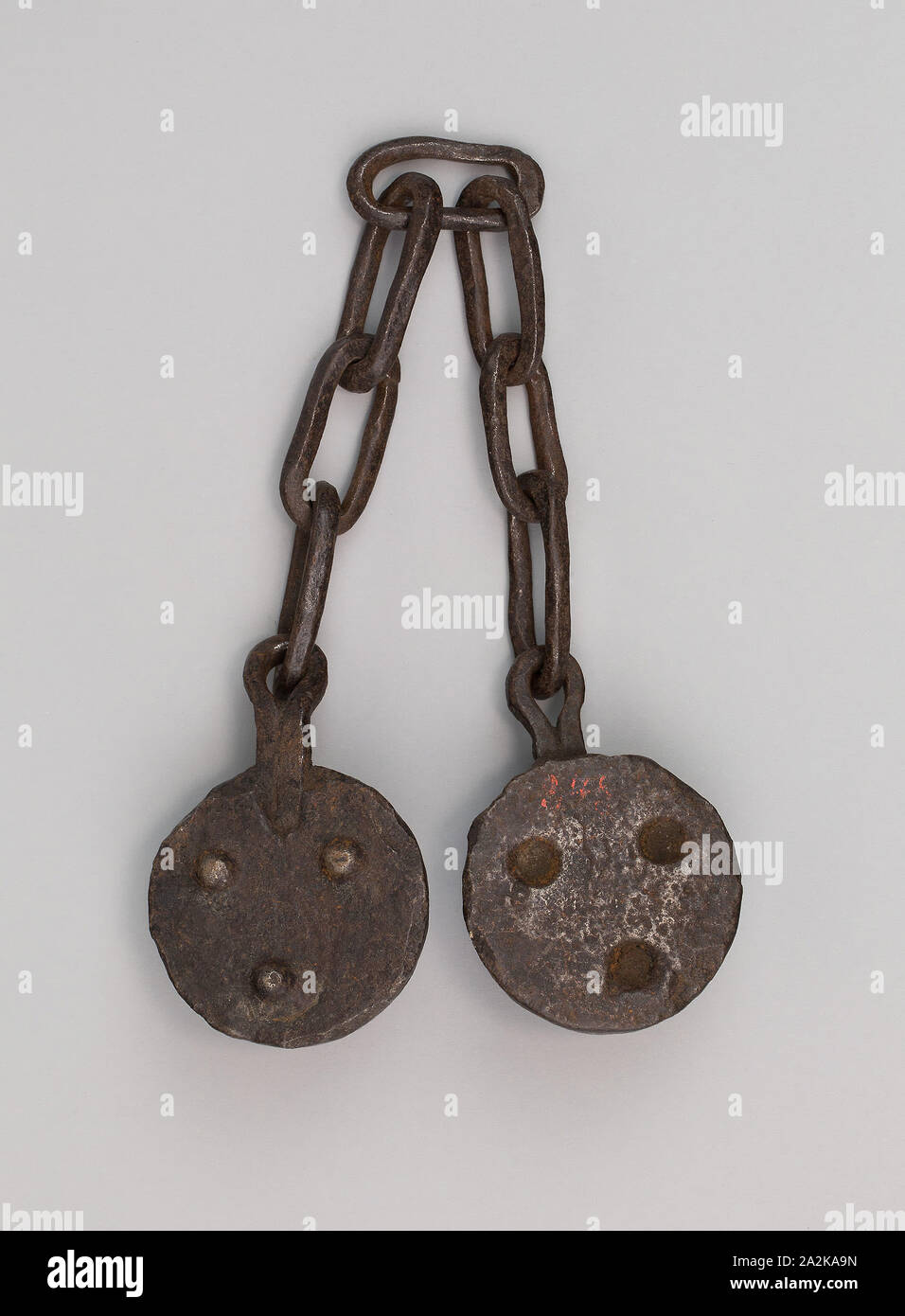 Chain shot cannon hi-res stock photography and images - Alamy