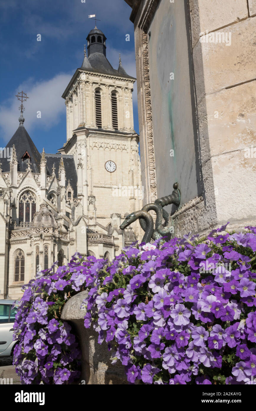 Place Jeanne de Laval, Beaufort-en-Vallee, Loire, France, Notre Dame de ...