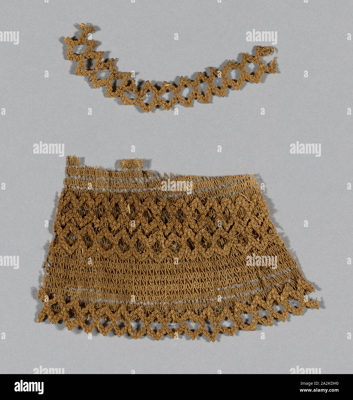 Simple gauze weave hi-res stock photography and images - Alamy