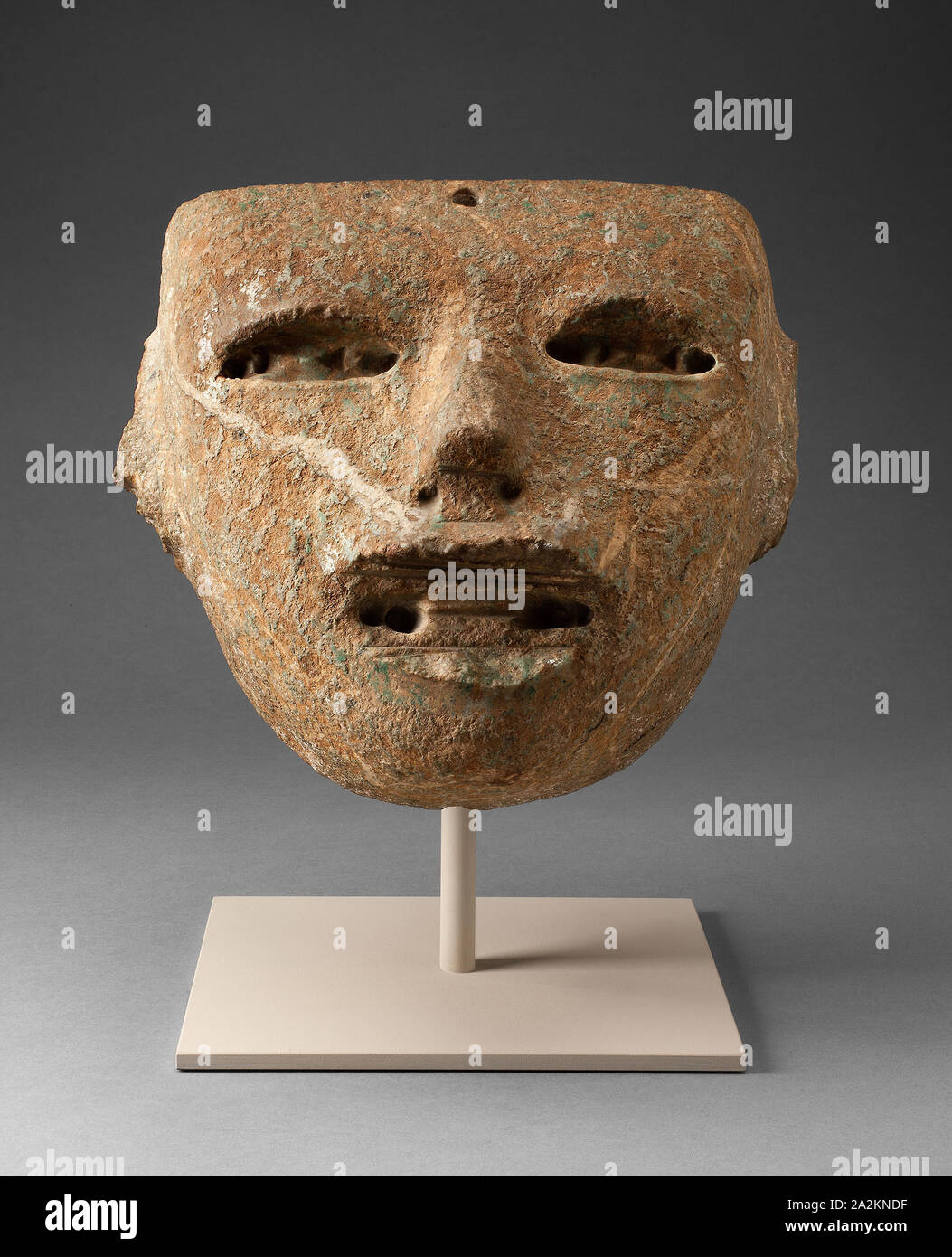 Teotihuacan mask hi-res stock photography and images - Alamy