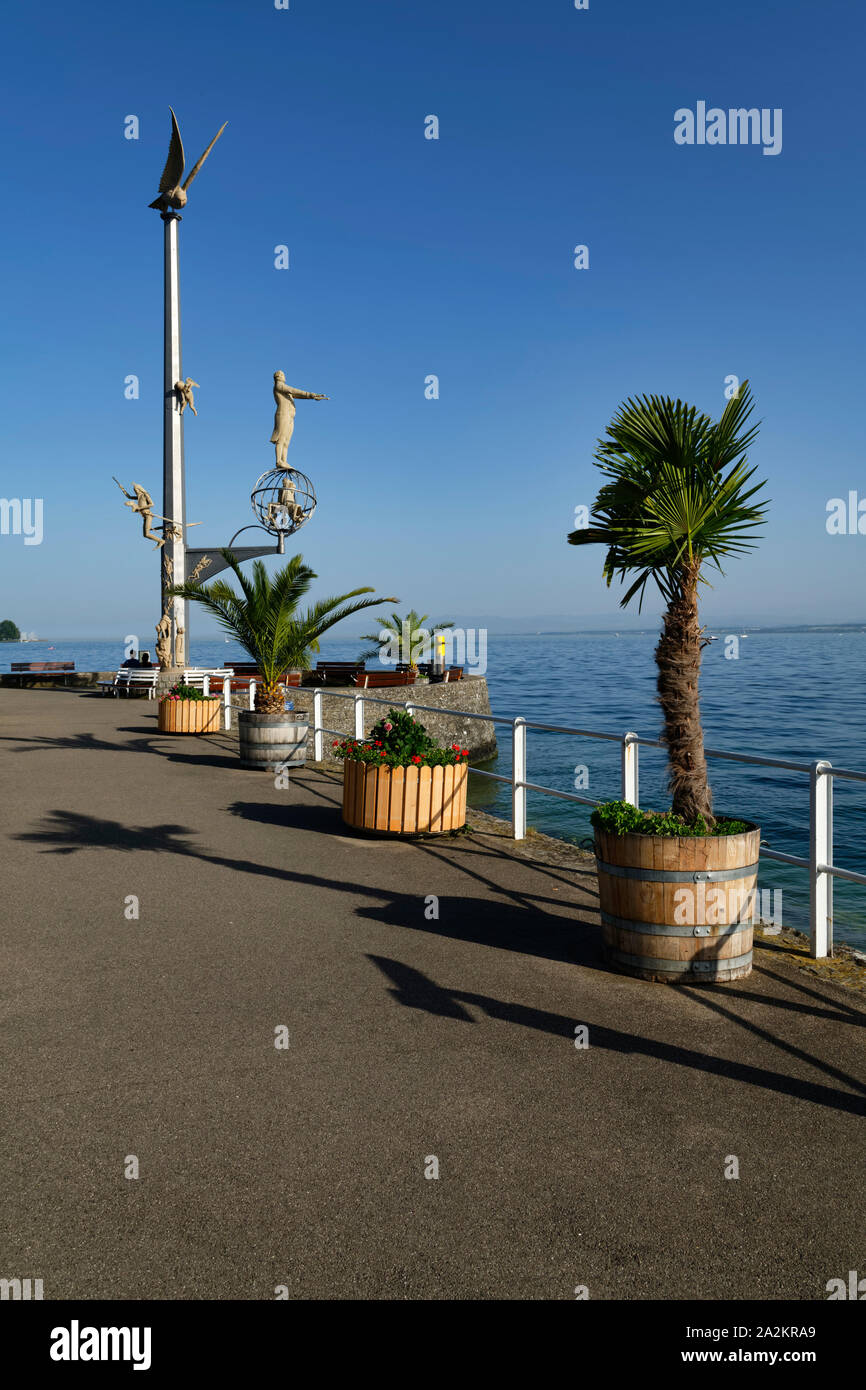Statue meersburg lake constance bodensee hi-res stock photography and ...
