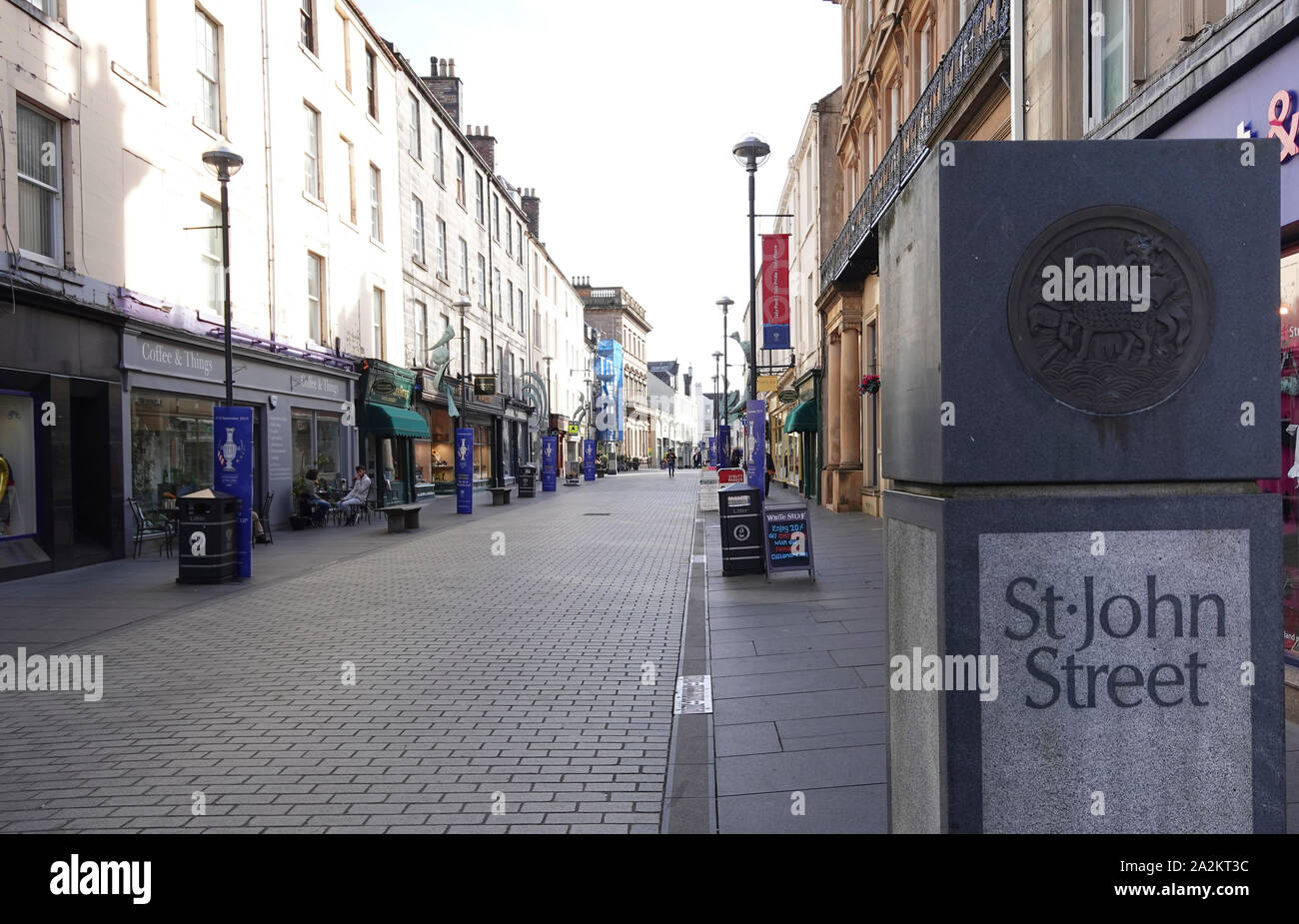 Perth town centre scotland hi-res stock photography and images - Alamy