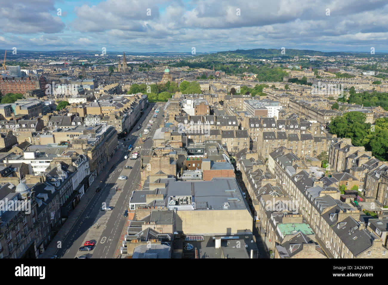 Aerial view edinburgh city centre hi-res stock photography and images ...