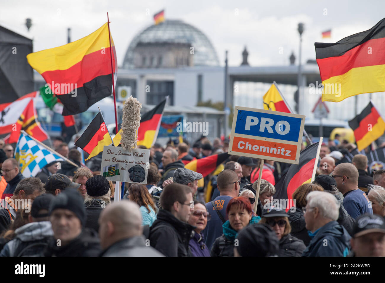 Berlin, Germany. 03rd Oct, 2019. A demonstration of right-wing ...