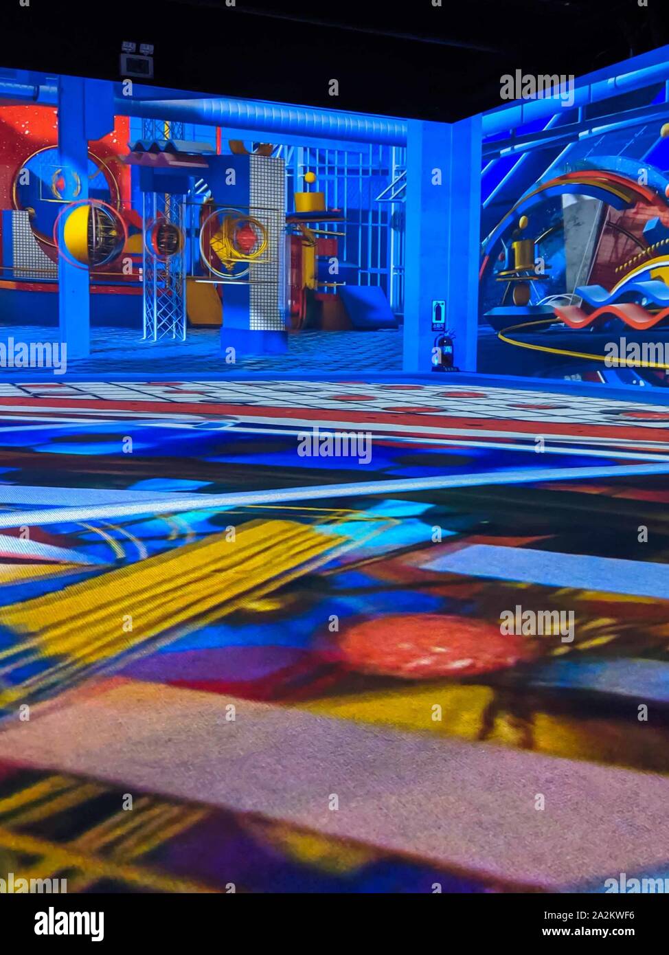 3D wall art that projected to the entire room Stock Photo - Alamy