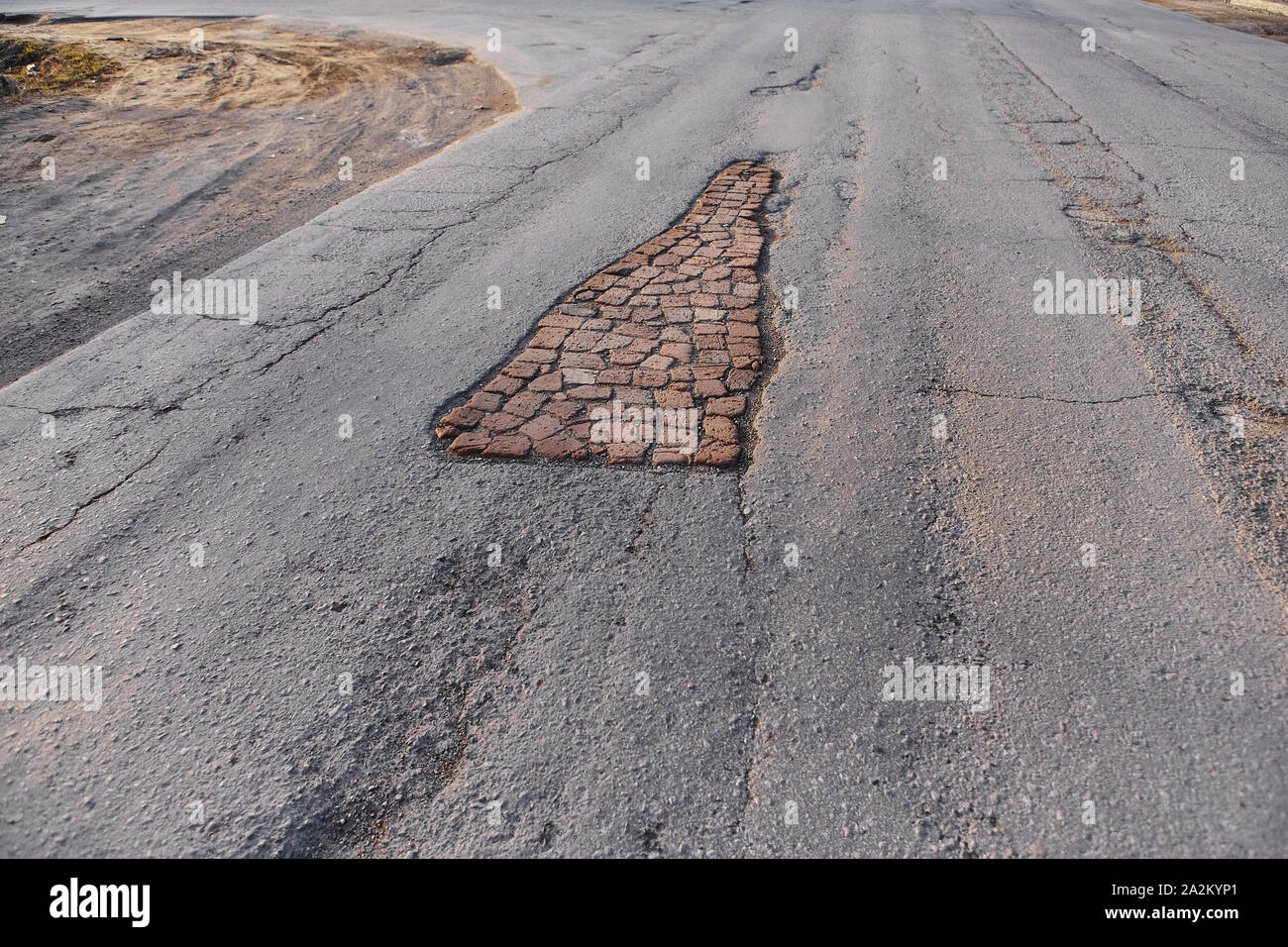 Bad bricklaying repair hi-res stock photography and images - Alamy