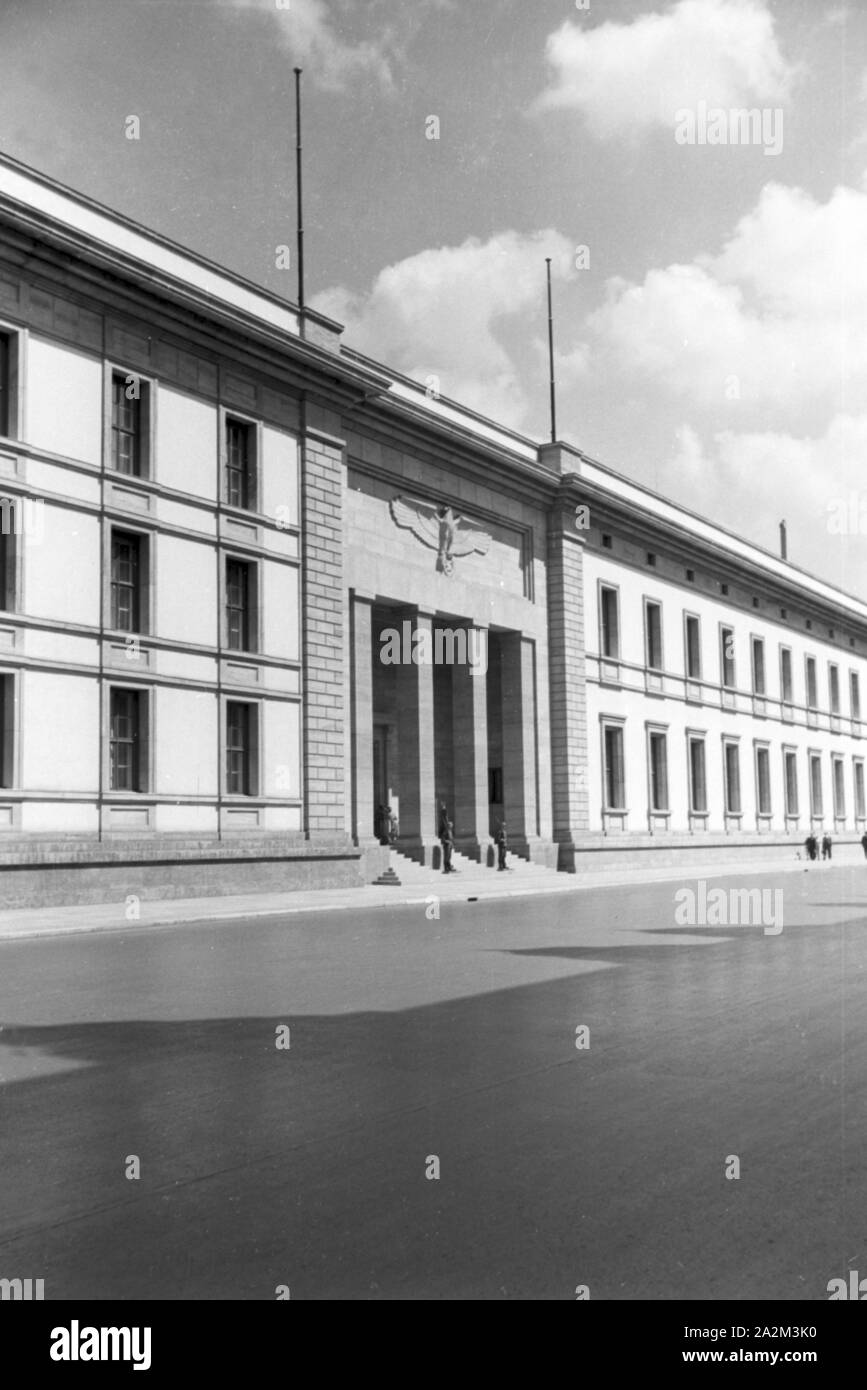 Reich chancellery hi-res stock photography and images - Alamy