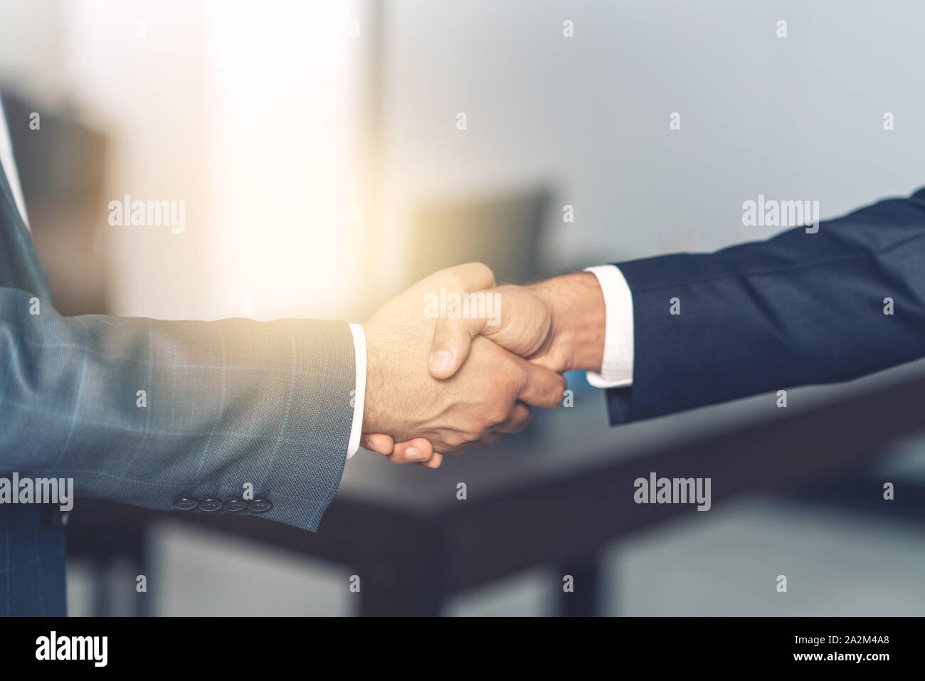 Hand shaking customer hi-res stock photography and images - Alamy