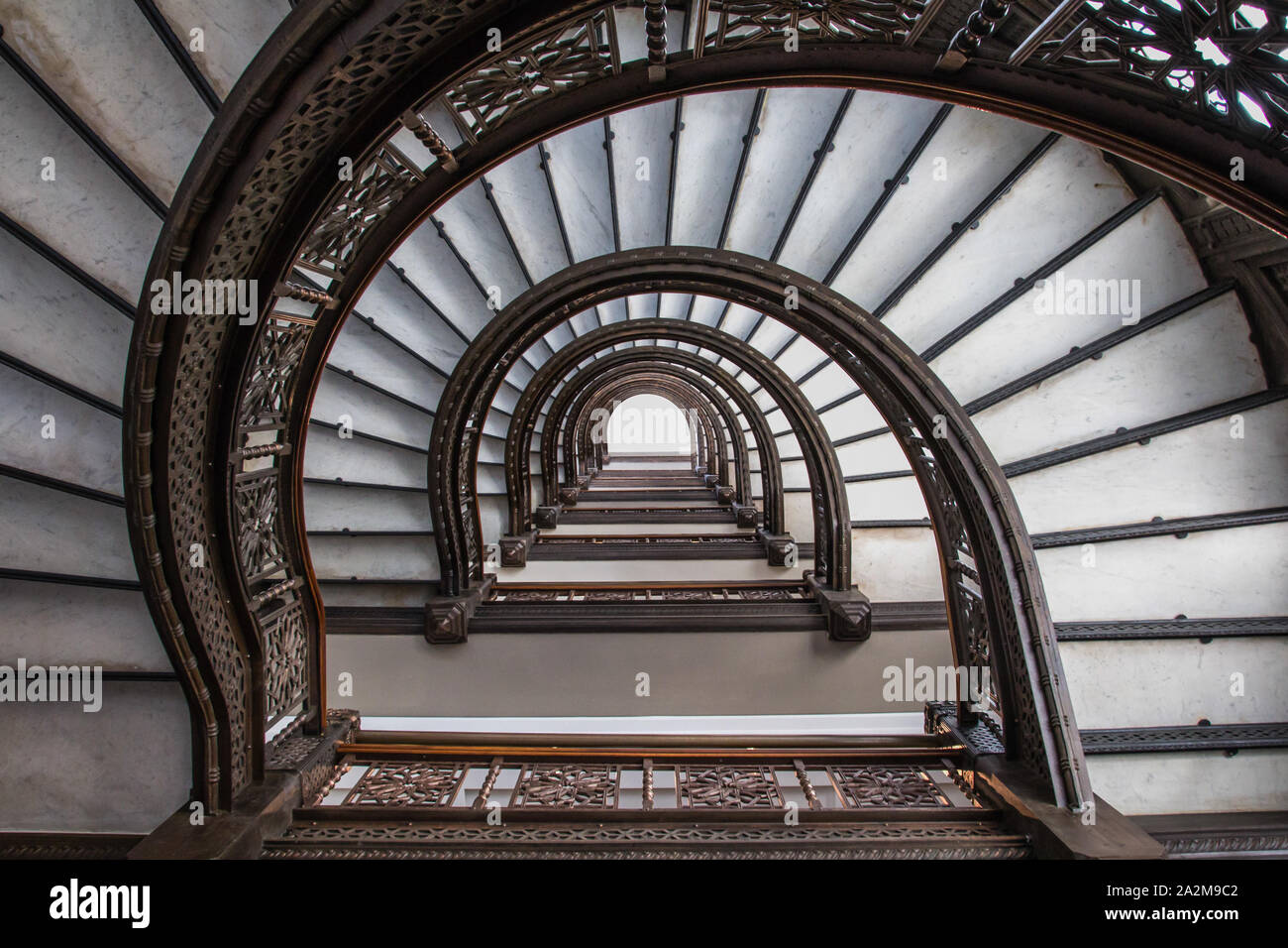 Staircase geometry hi-res stock photography and images - Alamy