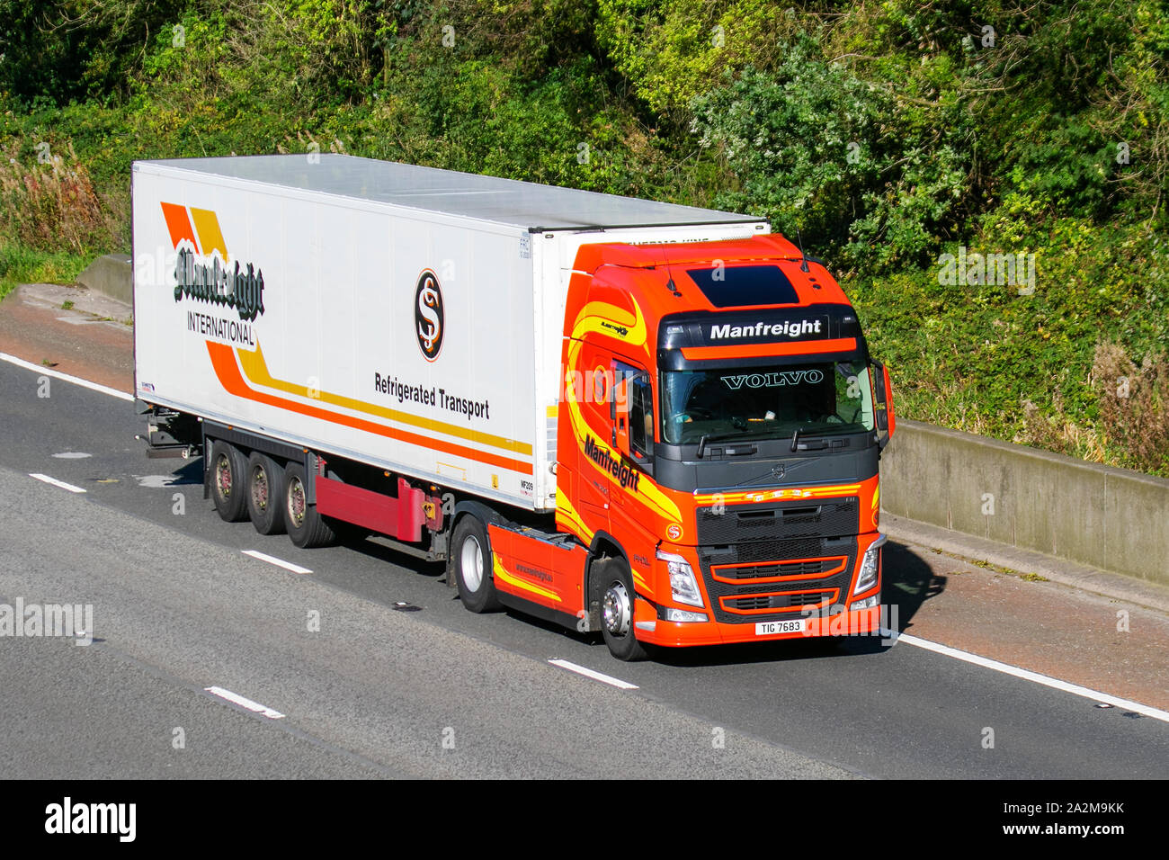 Manfreight International; heavy bulk Haulage delivery trucks, haulage ...