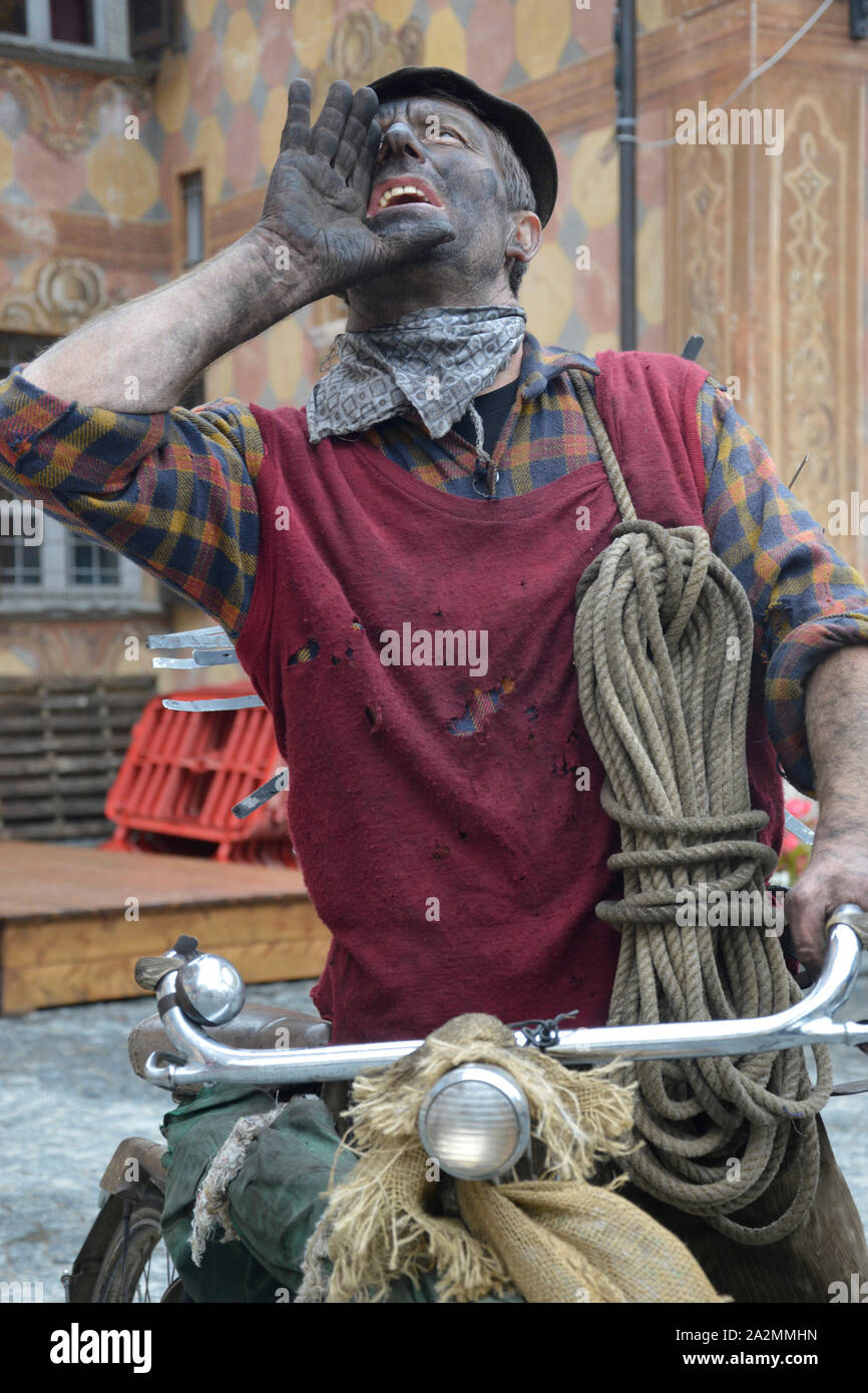 Italian chimney sweep hi-res stock photography and images - Alamy