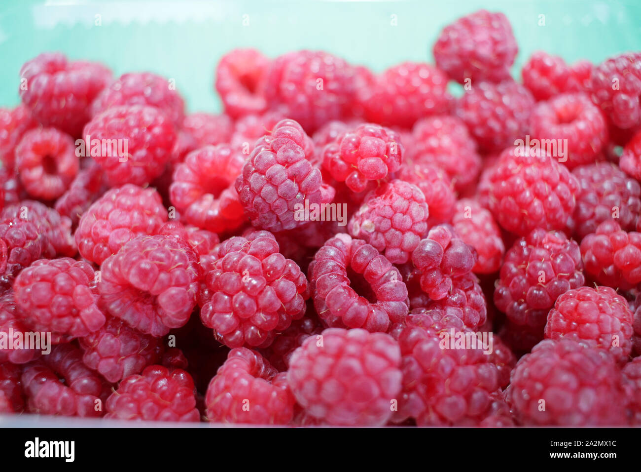 Raspberries pattern. Fresh organic raspberry background. Healthy eating ...