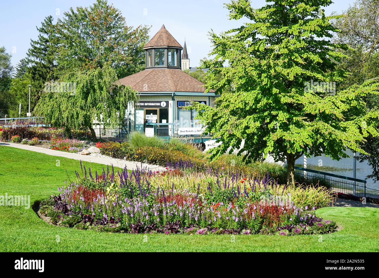 Tourist office in Landmarks and street view and monuments in Stratford ...