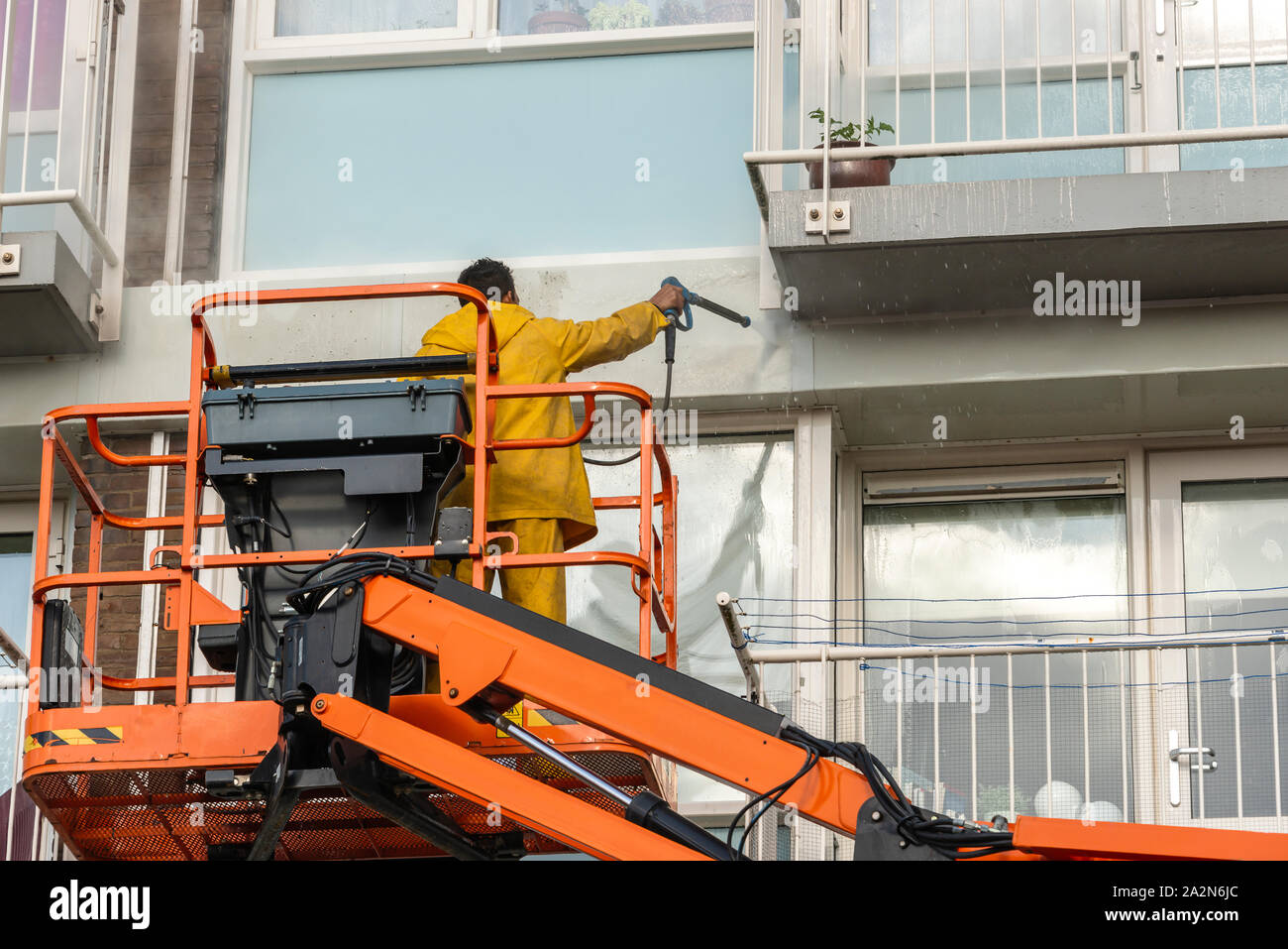 Pressure washing suit hi-res stock photography and images - Alamy