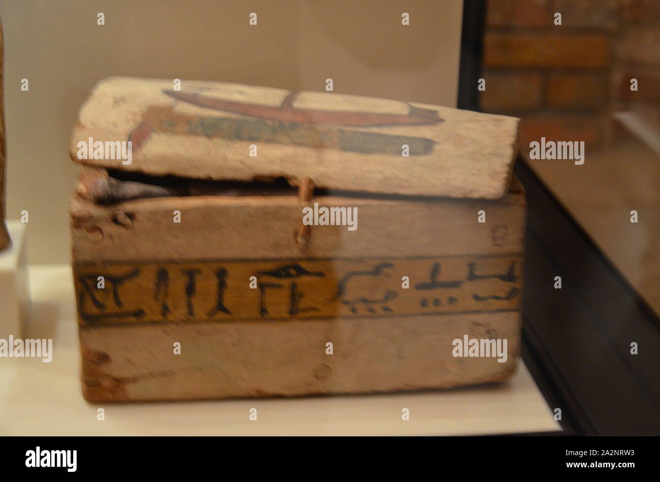 Neues Museum in Berlin Stock Photo - Alamy