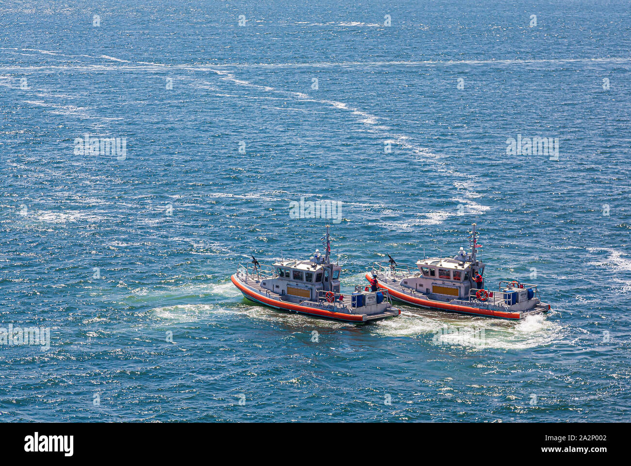Response boats hi-res stock photography and images - Alamy