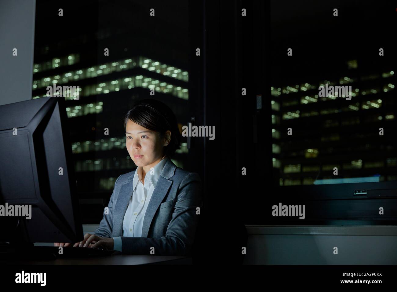 Japan working office night hi-res stock photography and images - Alamy