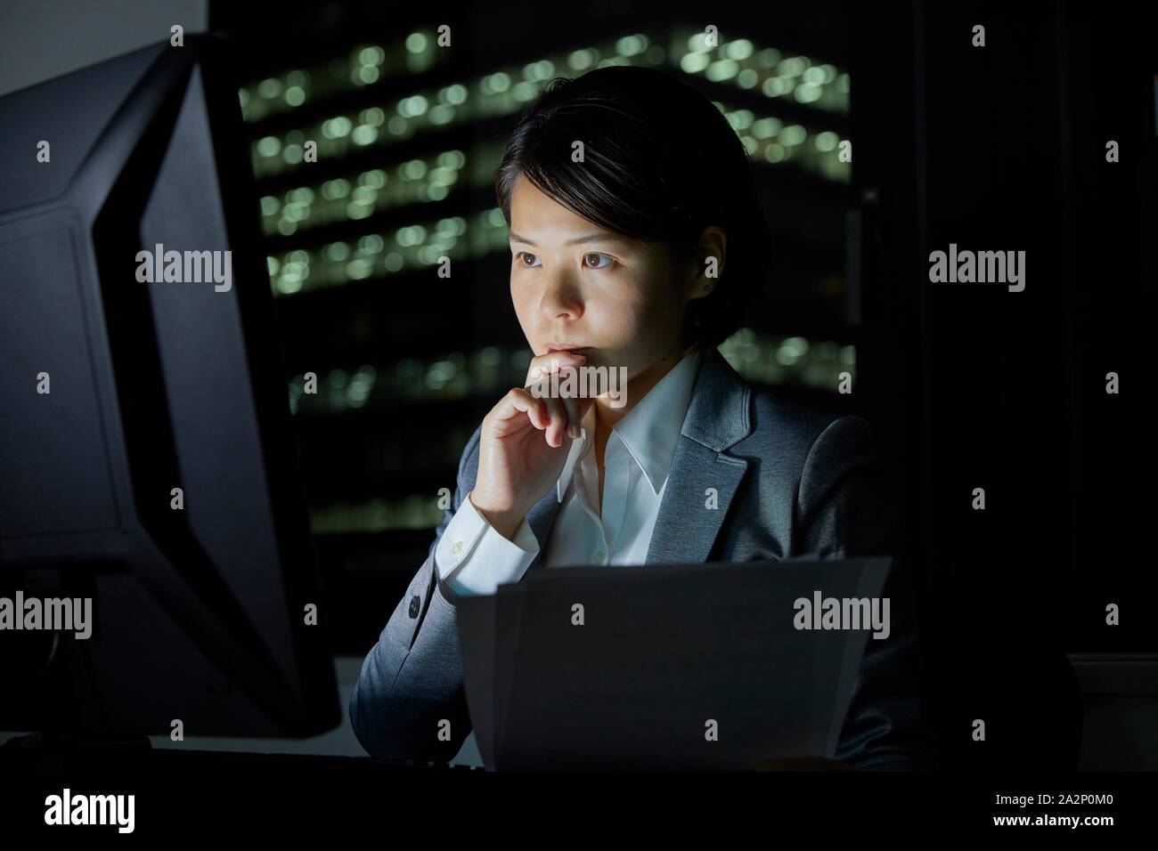 Japan working office night hi-res stock photography and images - Alamy