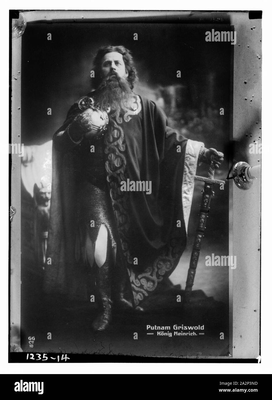 Regal depiction Cut Out Stock Images & Pictures - Alamy