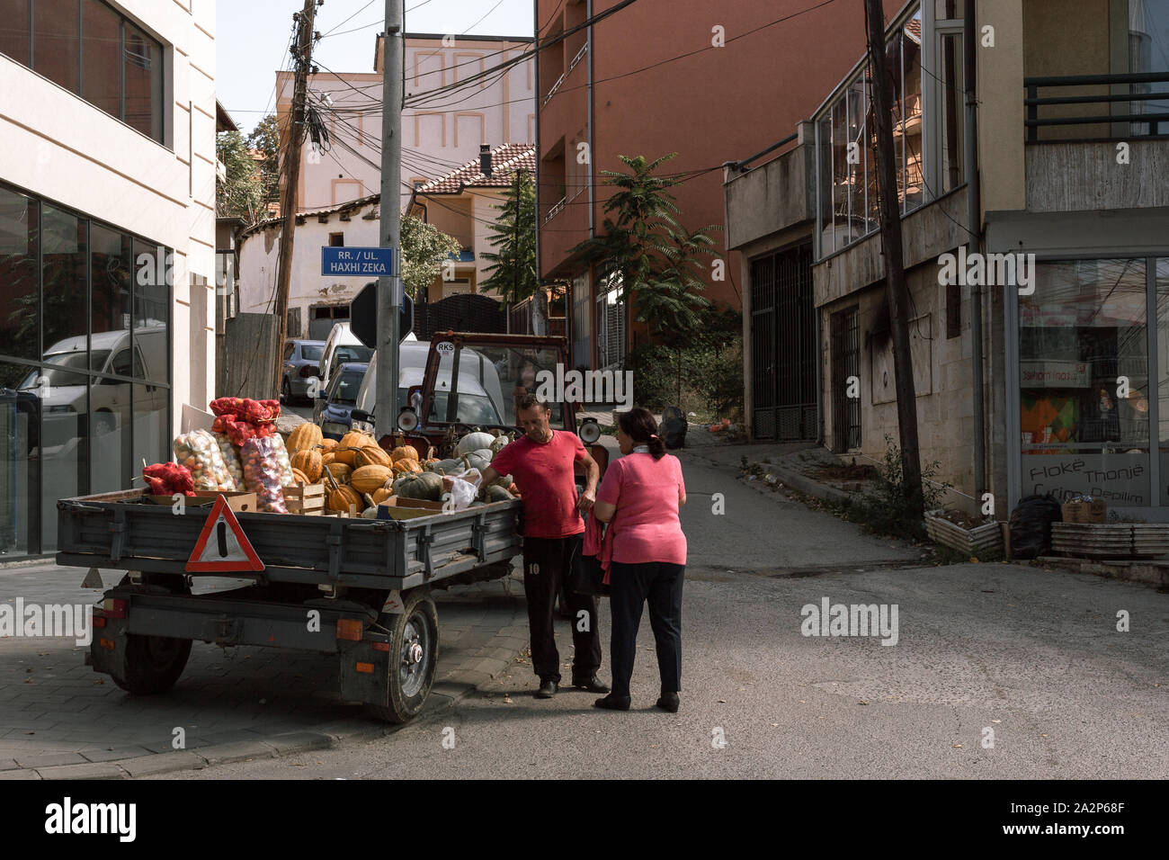 Green market pristina hi-res stock photography and images - Alamy