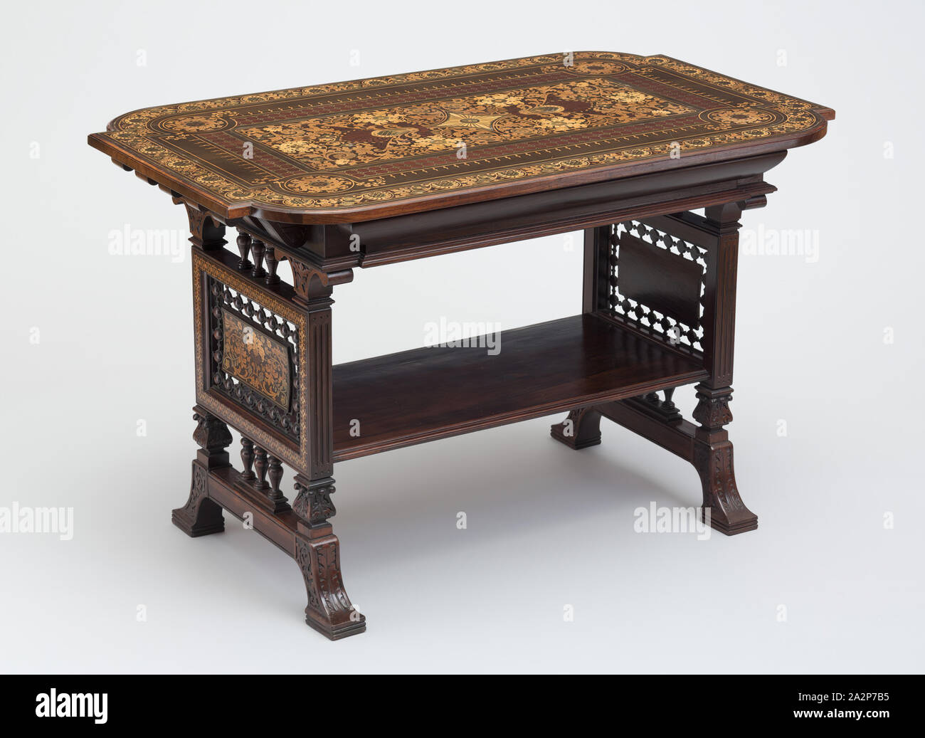 Silver inlay table hi-res stock photography and images - Alamy