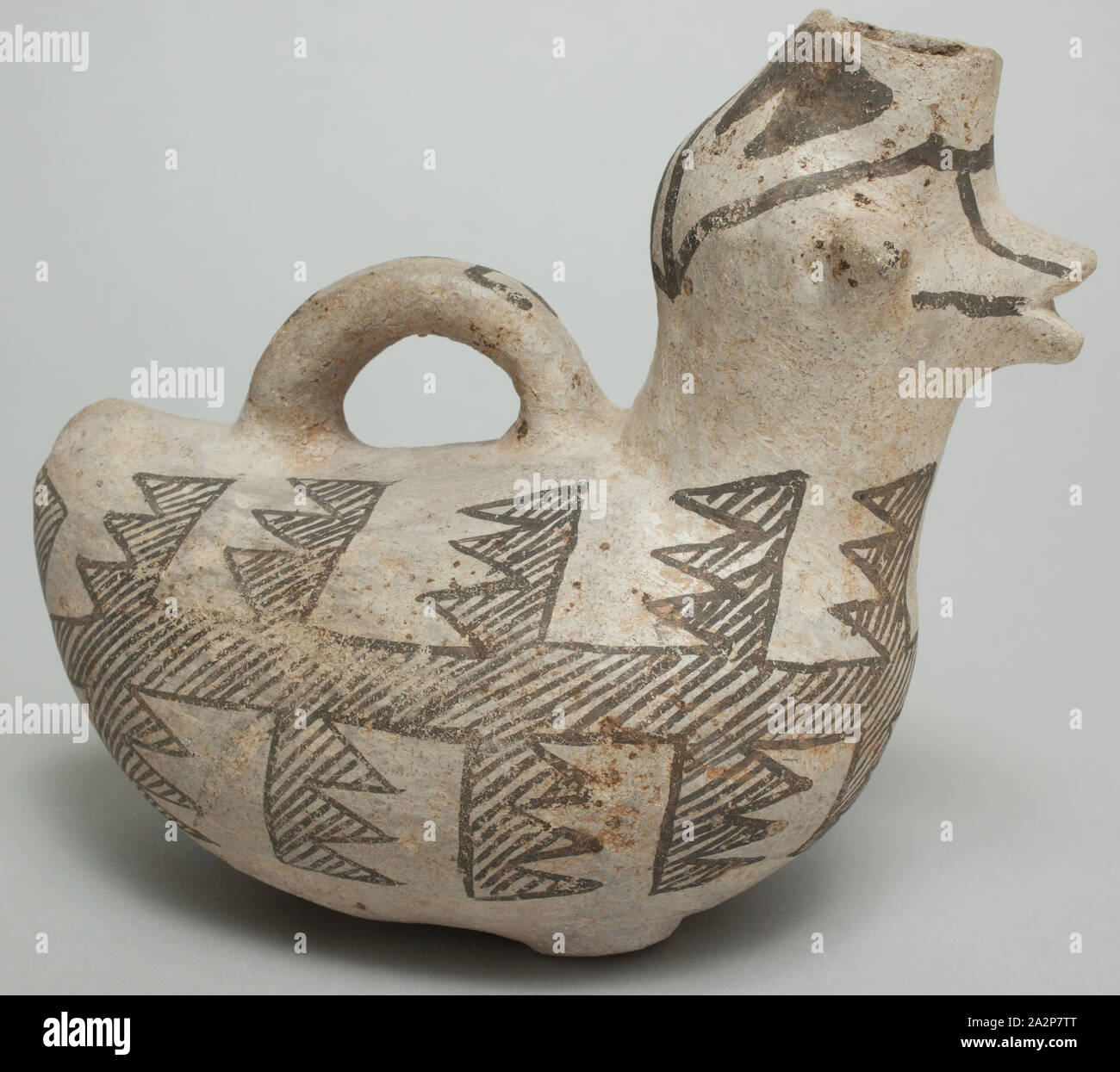 Effigy bird vessel hi-res stock photography and images - Alamy