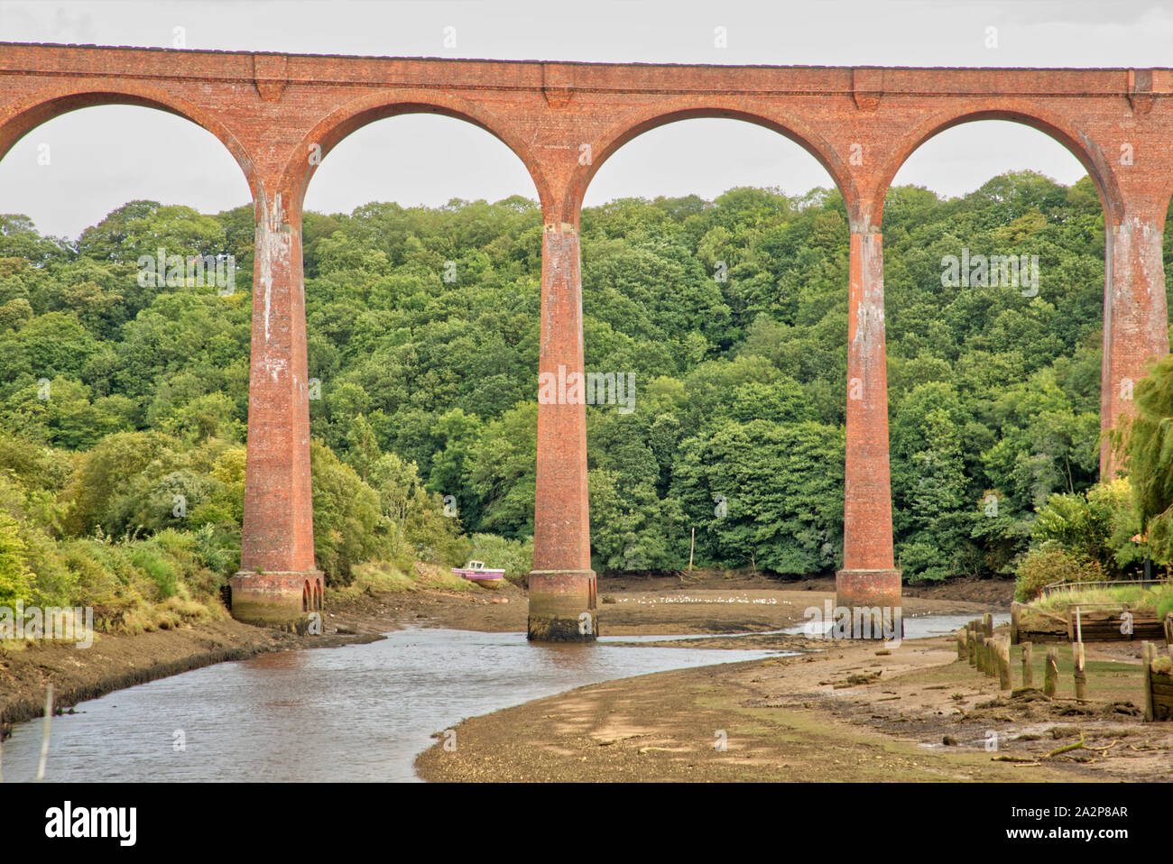 Viaduct, Bridge over river Stock Photo - Alamy