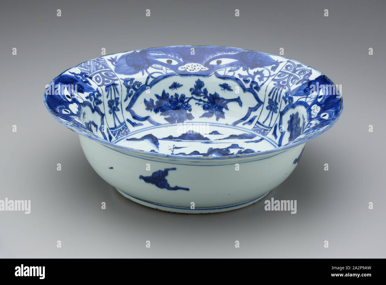 Kraak porcelain platter hi-res stock photography and images - Alamy