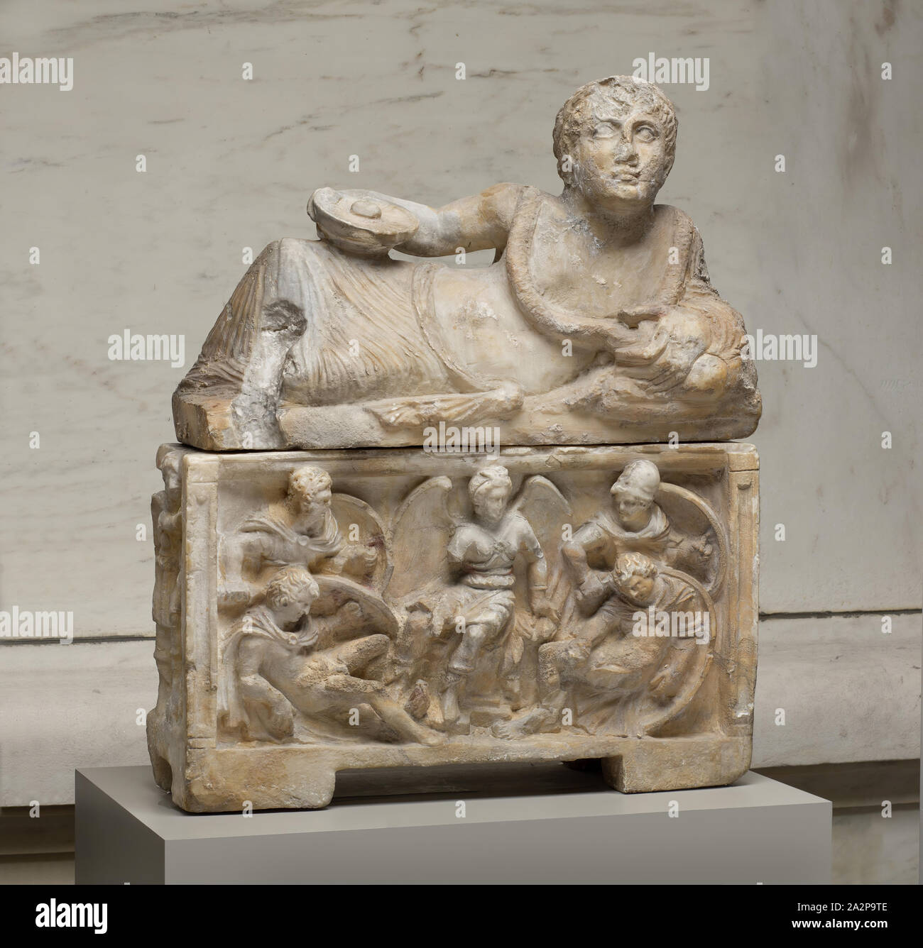 Ash urn hi-res stock photography and images - Alamy