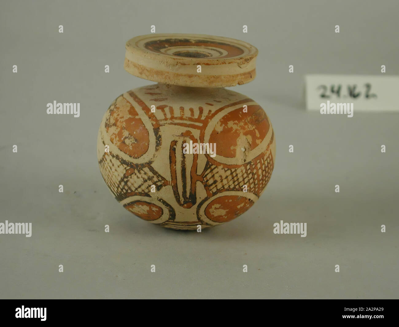 Greek, Aryballos, 6th Century BC, clay, Height x Diameter: 2 3/4 x 2 3/ ...