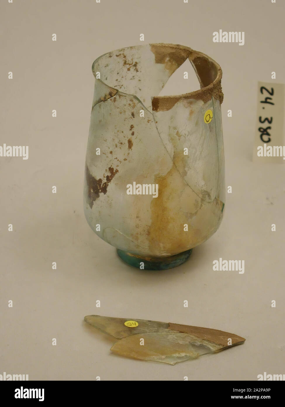 Roman beaker hi-res stock photography and images - Alamy