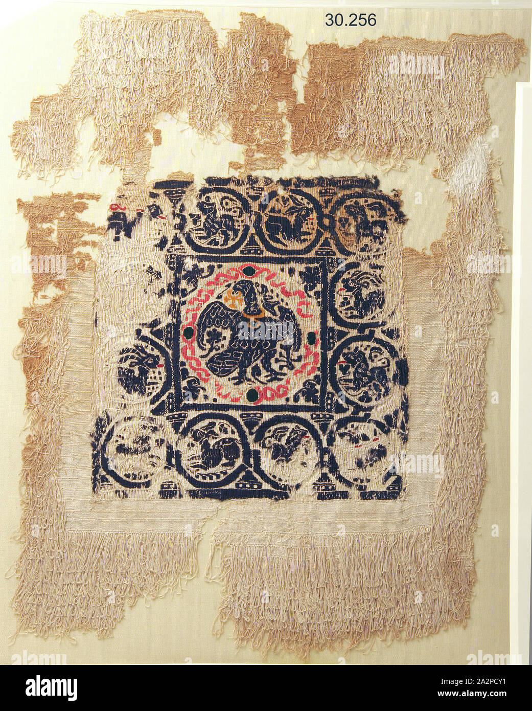Egyptian tapestry hi-res stock photography and images - Alamy