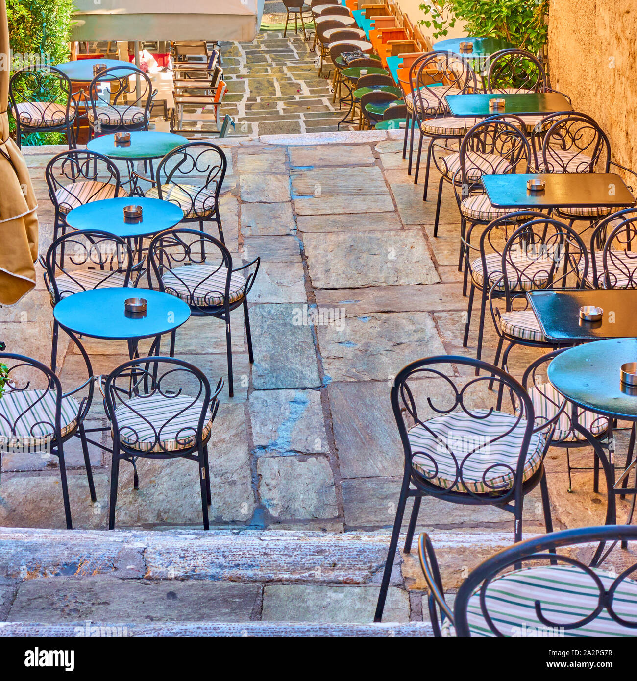 Stairs cafe architecture hi-res stock photography and images - Alamy
