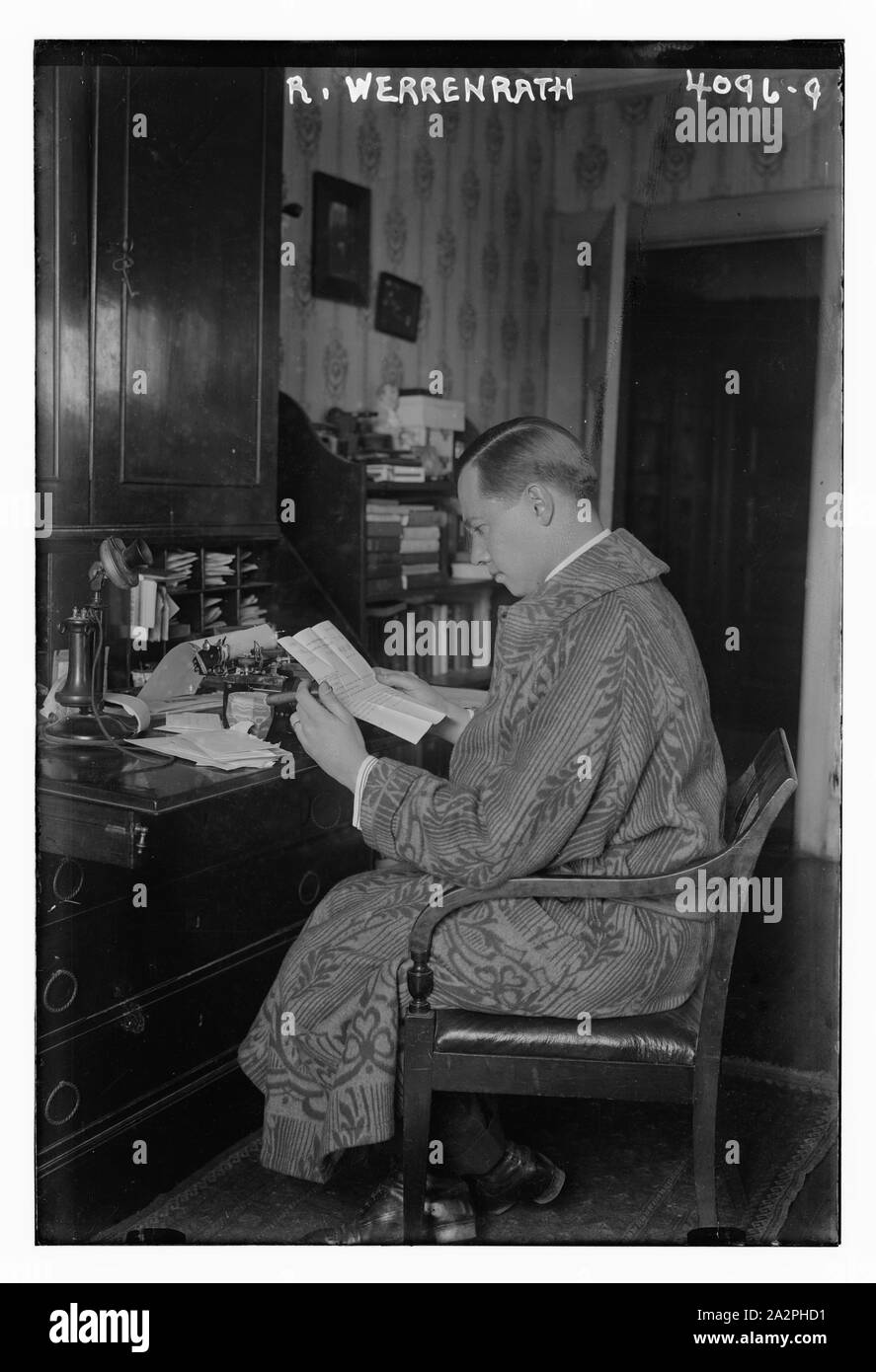 R musician Cut Out Stock Images & Pictures - Alamy