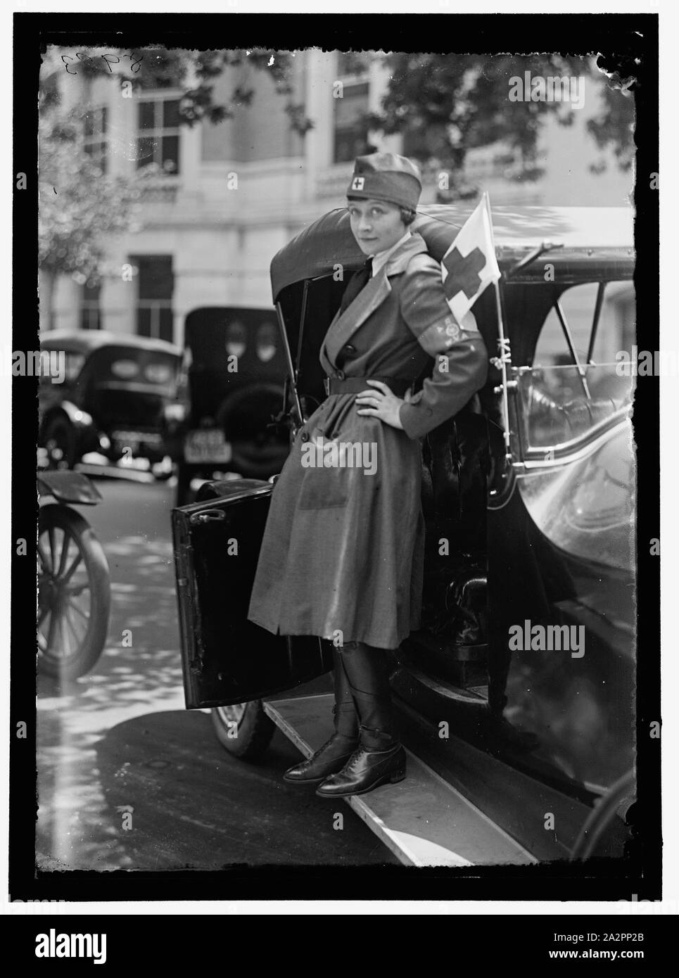 RED CROSS MOTOR CORPS. GROUPS Stock Photo - Alamy
