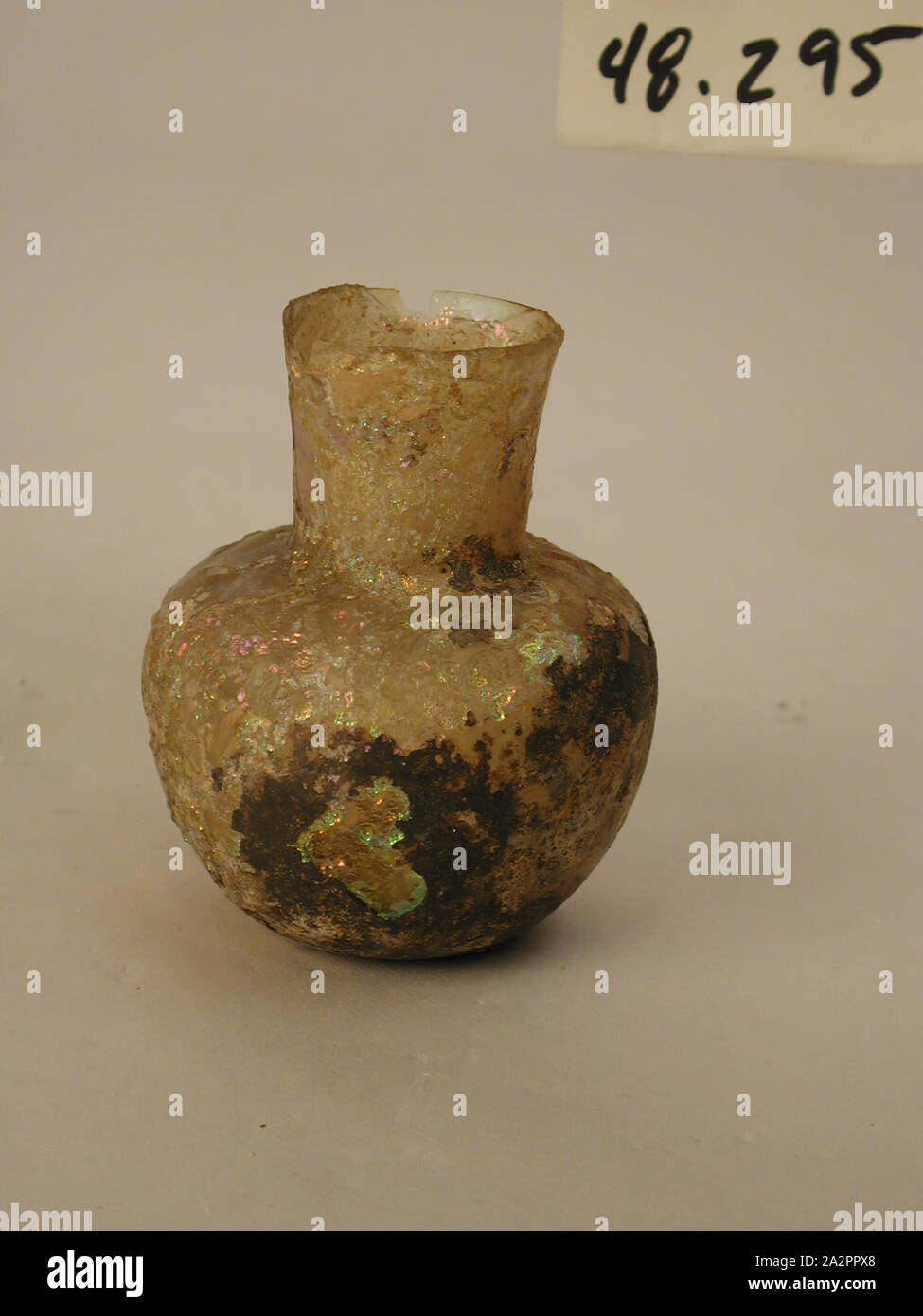 Roman jar hi-res stock photography and images - Alamy