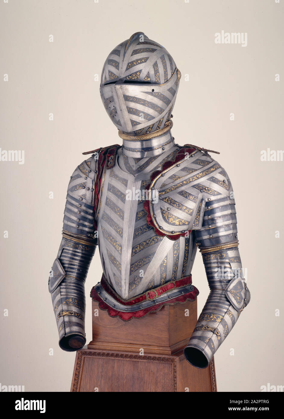 Half armor of corsaletto hi-res stock photography and images - Alamy