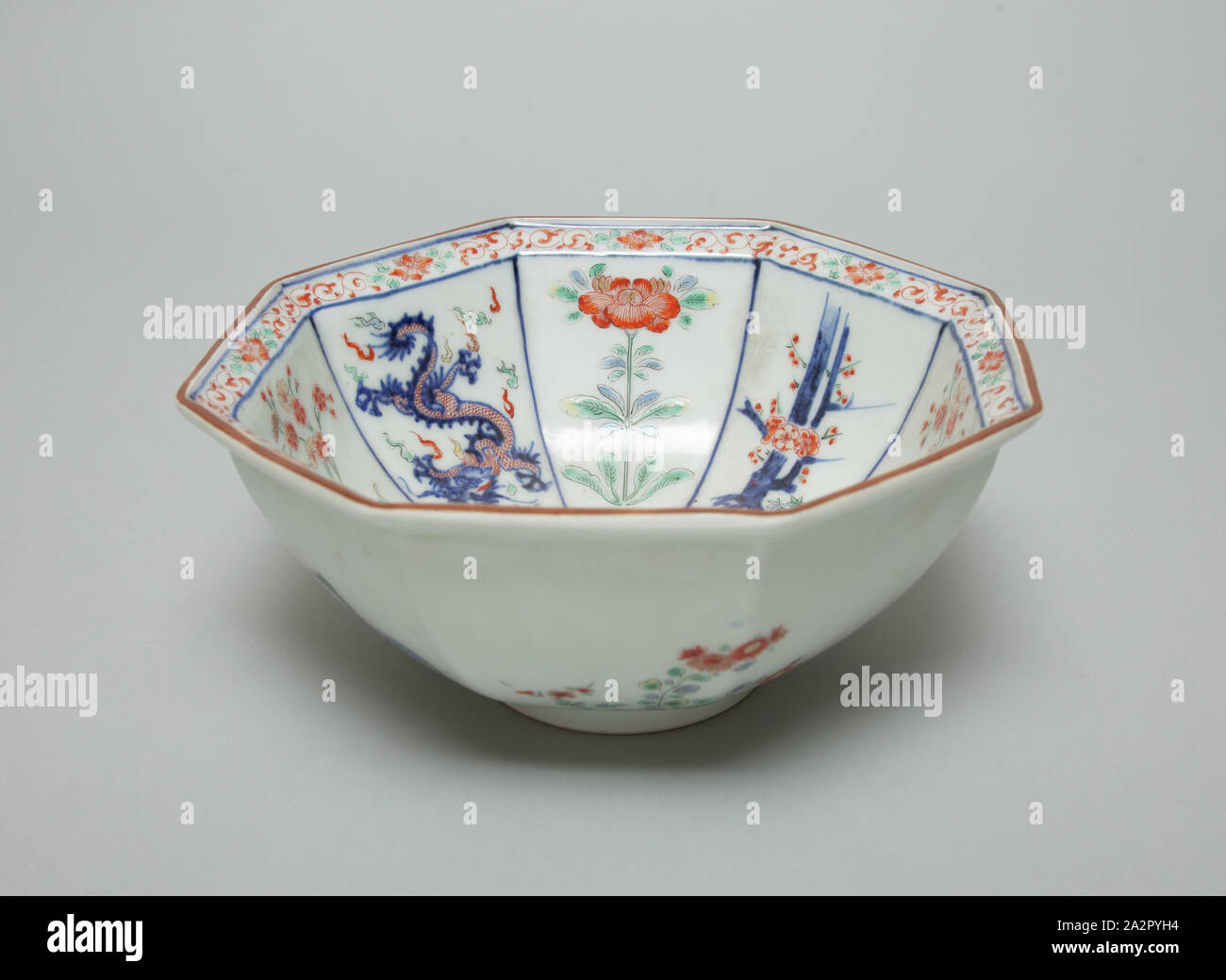 Unknown (Japanese), Bowl, late 18th Century (?), porcelain, 3 1/4 x 7 1 ...