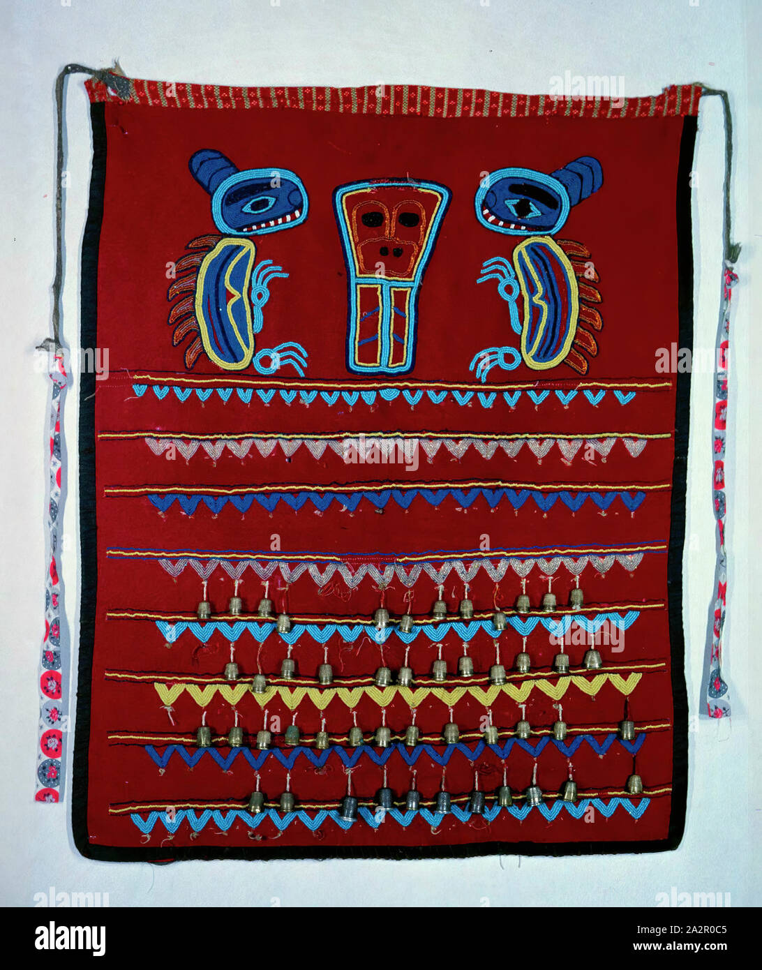 Thimble apron hi-res stock photography and images - Alamy