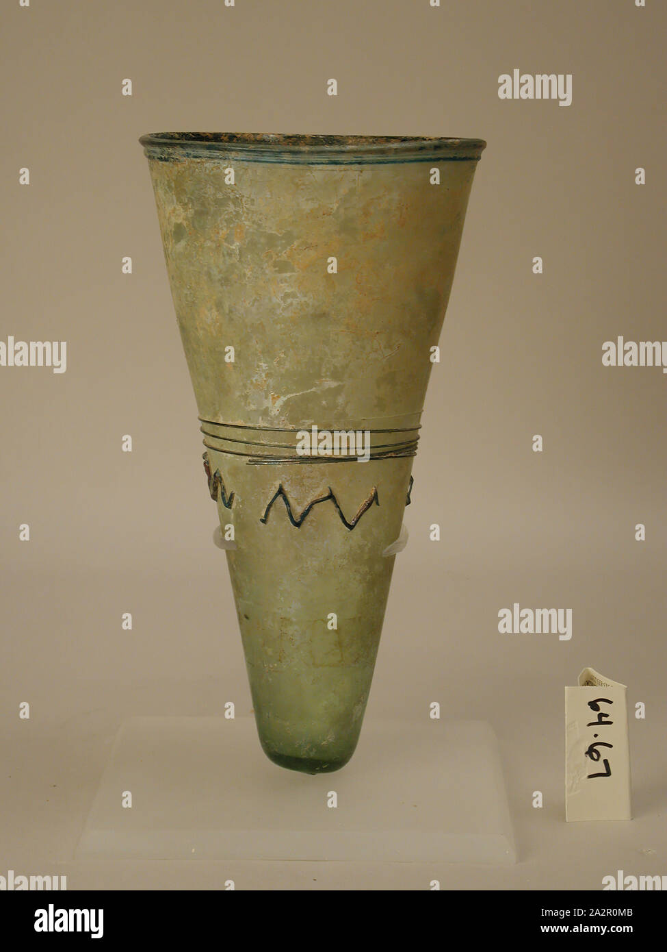 Rim 4 3 4 hi-res stock photography and images - Alamy