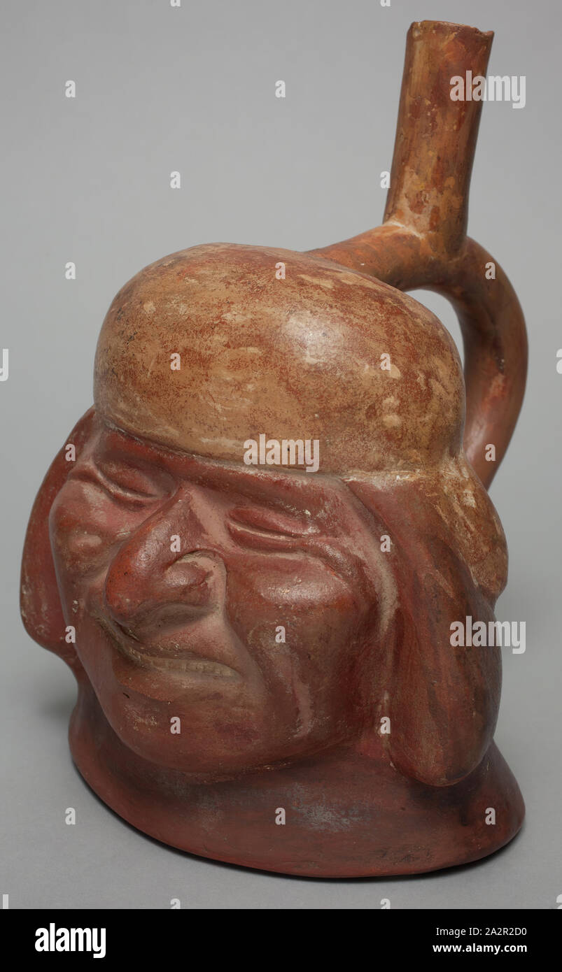 Mans head effigy vessel hi-res stock photography and images - Alamy