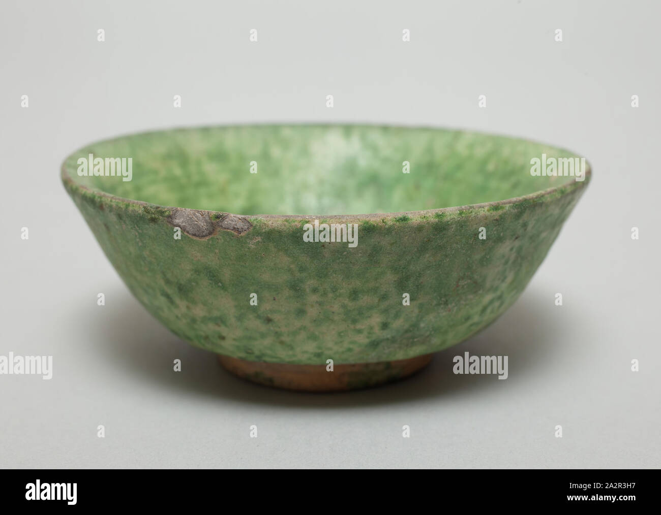 Lead glazed clay hi-res stock photography and images - Alamy