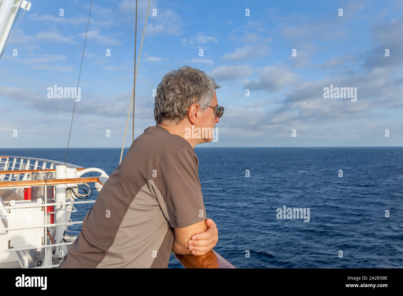 Silhouette looking ocean ship hi-res stock photography and images - Alamy
