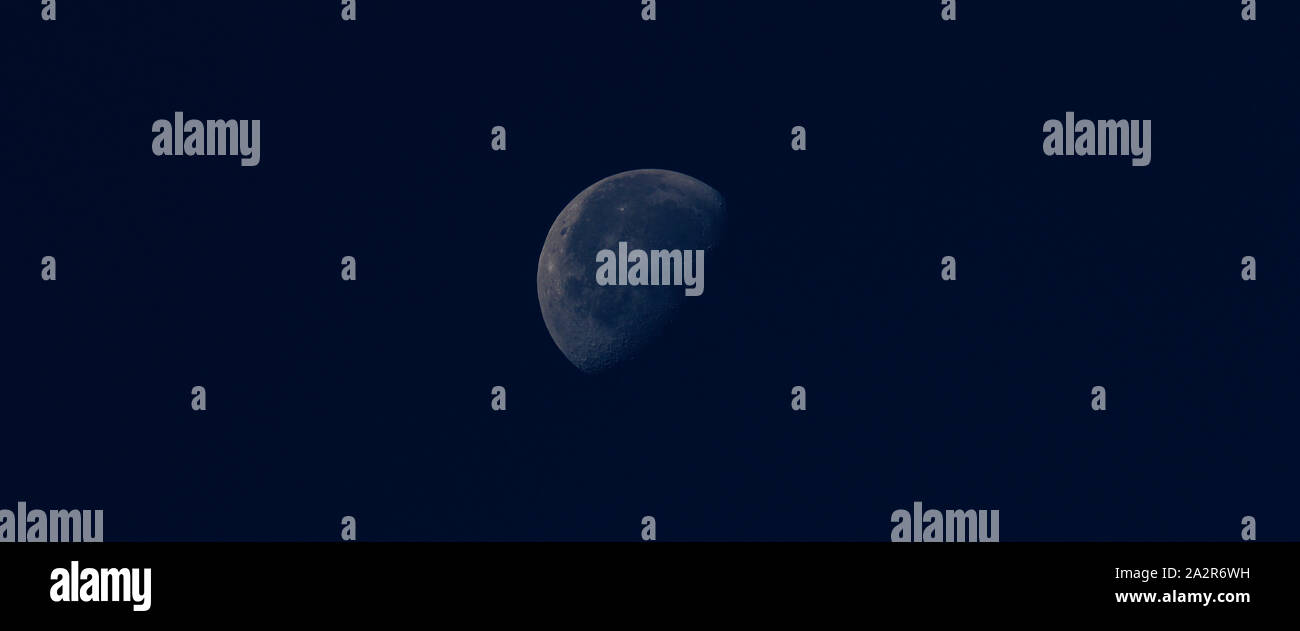 Phases and tides hi-res stock photography and images - Alamy