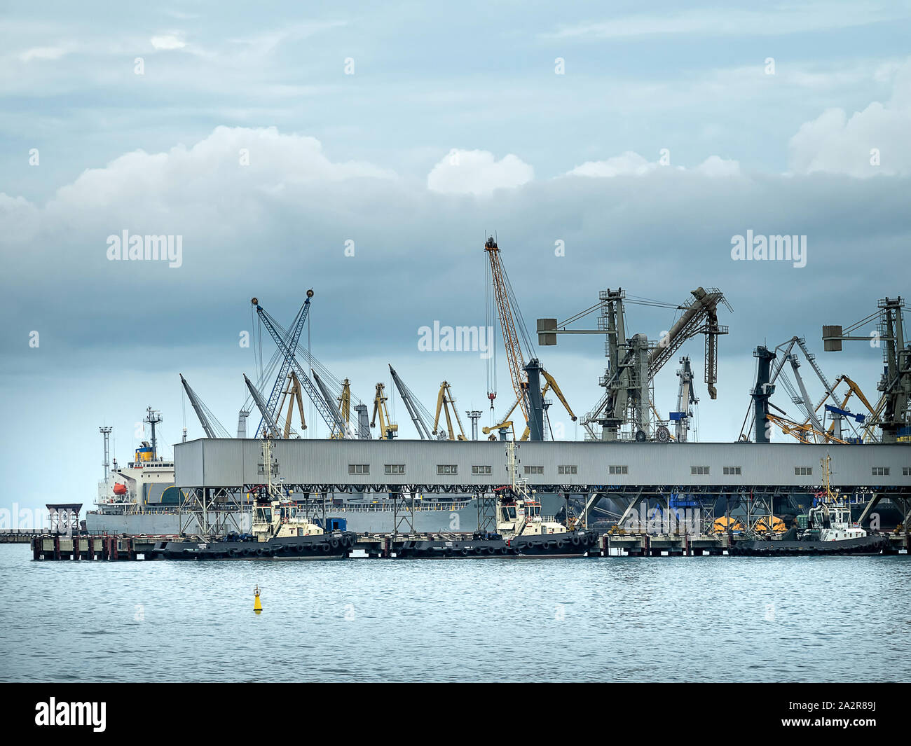 Tuapse refinery hi-res stock photography and images - Alamy