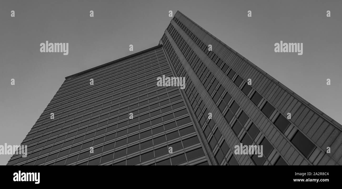 Black and white skyscraper Black and White Stock Photos & Images - Alamy