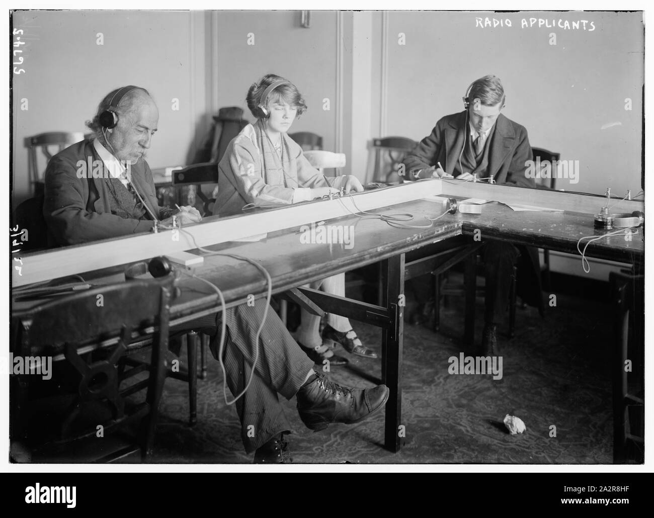 American radio stations hi-res stock photography and images - Alamy