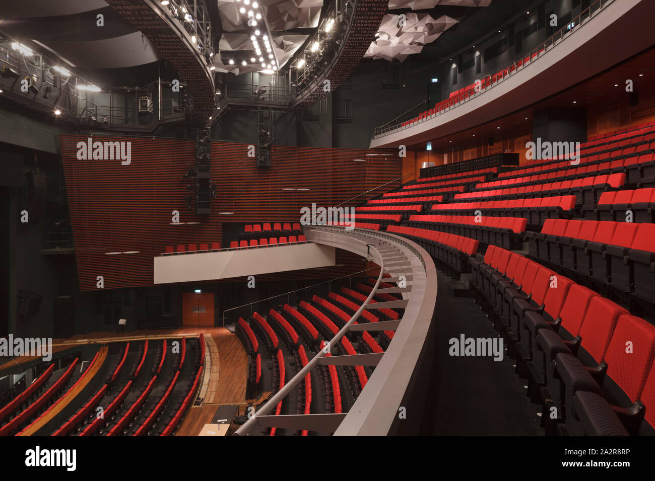 Upper level of auditorium, with red seating. Nieuwe Luxor Theater (New ...